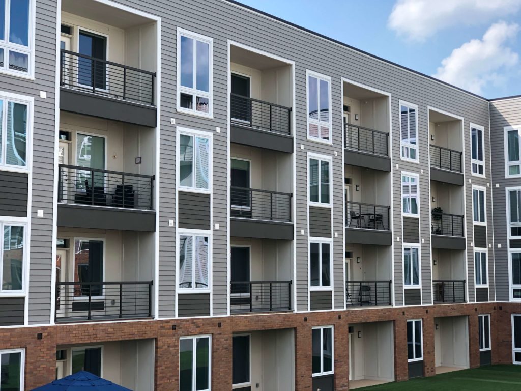 Aluminum Railing System | Modern Exterior Railing